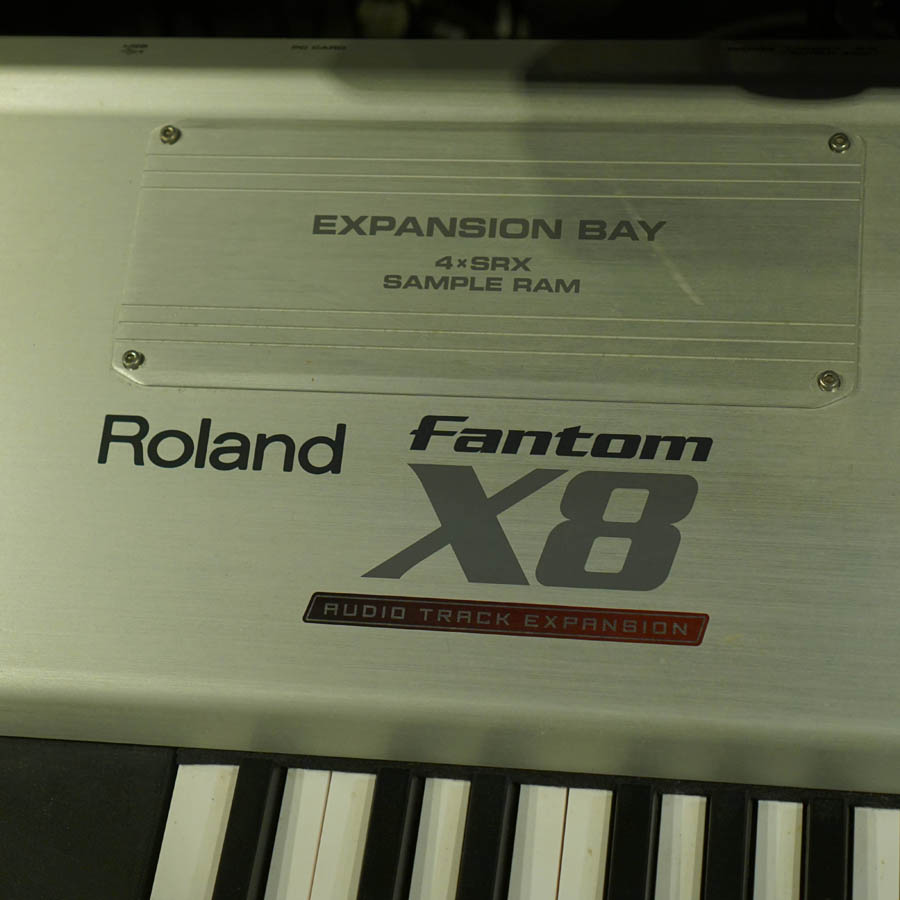 Roland Fantom X8 Weight