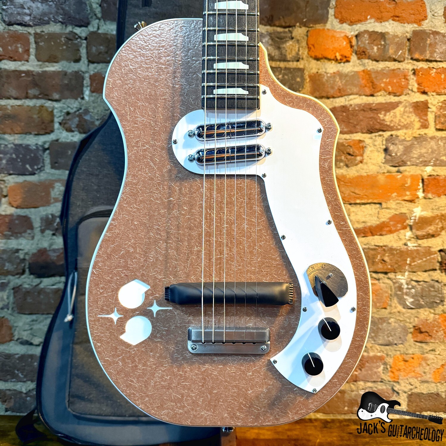 Rubber Bridge Guitar