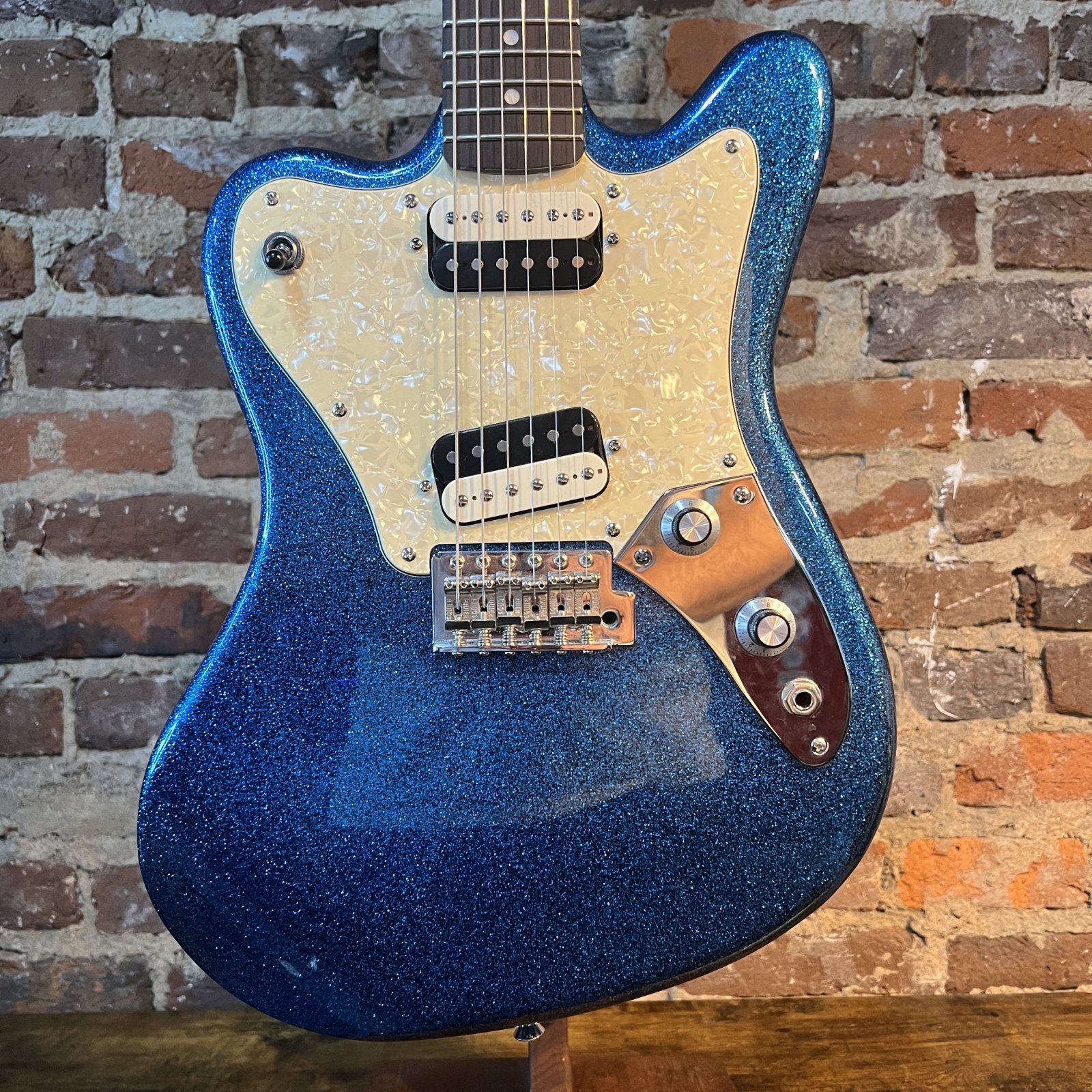 Offset Electric Guitars