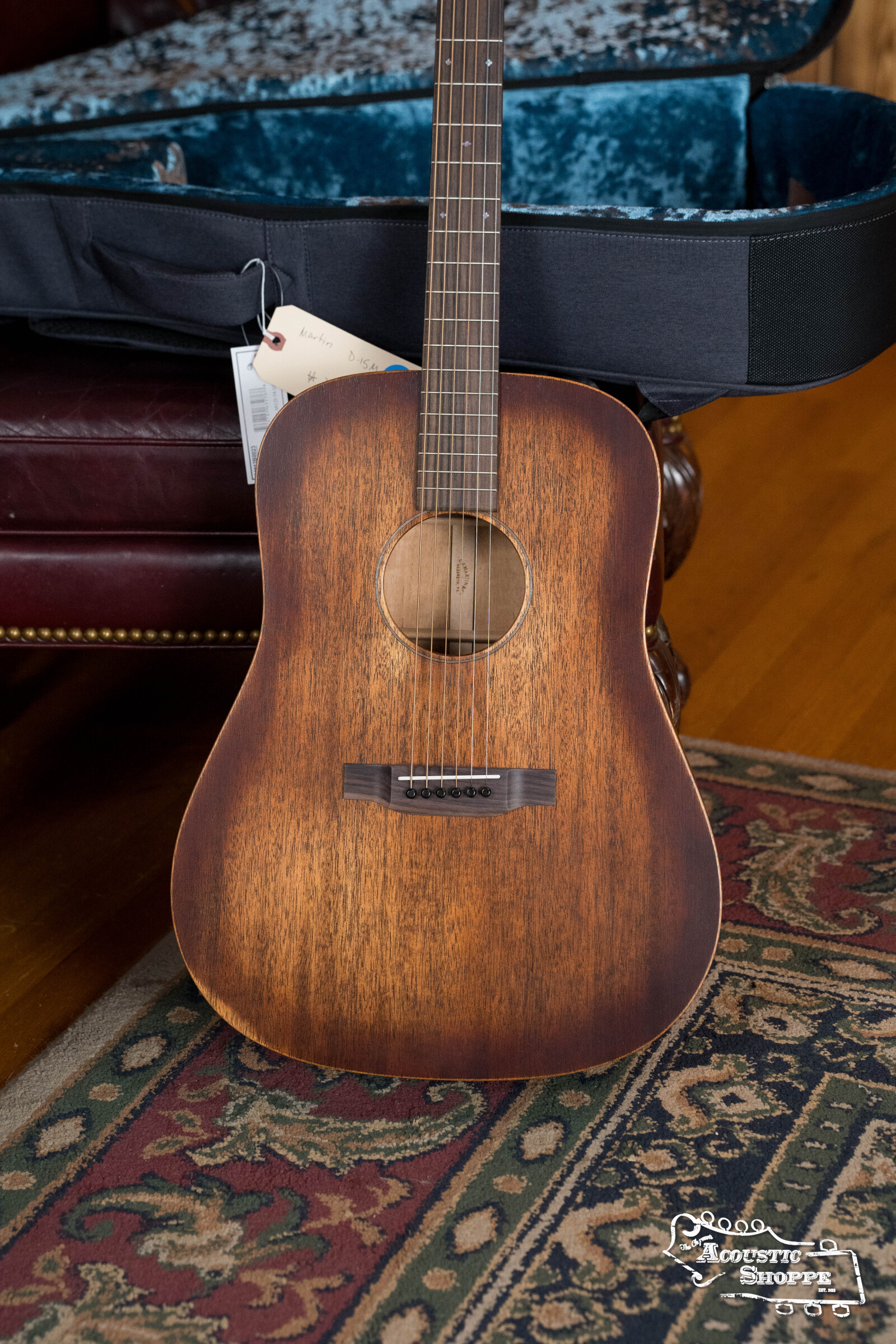 Martin D-15M StreetMaster® All Mahogany Satin Slope Shoulder ...