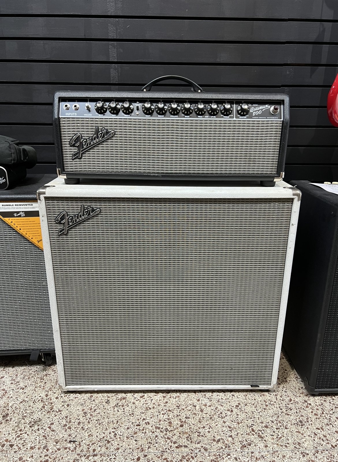 BASS AMPLIFIERS & CABINETS