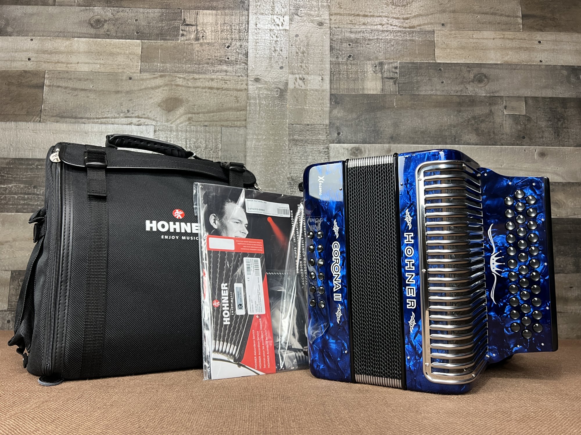 FOLK & WORLD INSTRUMENTS