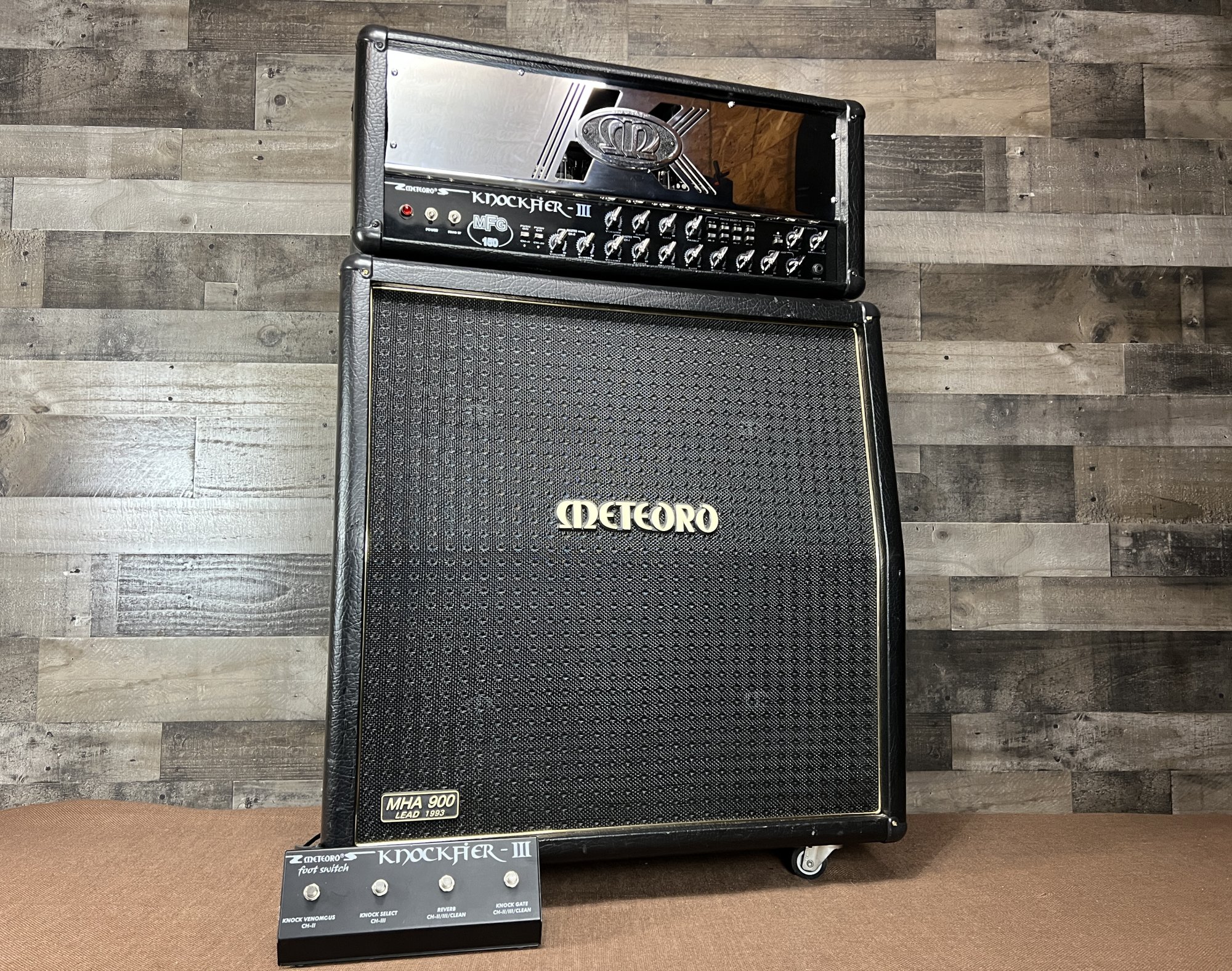 AMPLIFIERS AND CABINETS